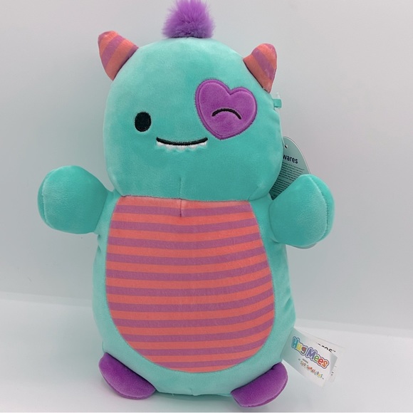 Squishmallows | Toys | Squishmallows Hugmees Leon The Blue Valentines ...